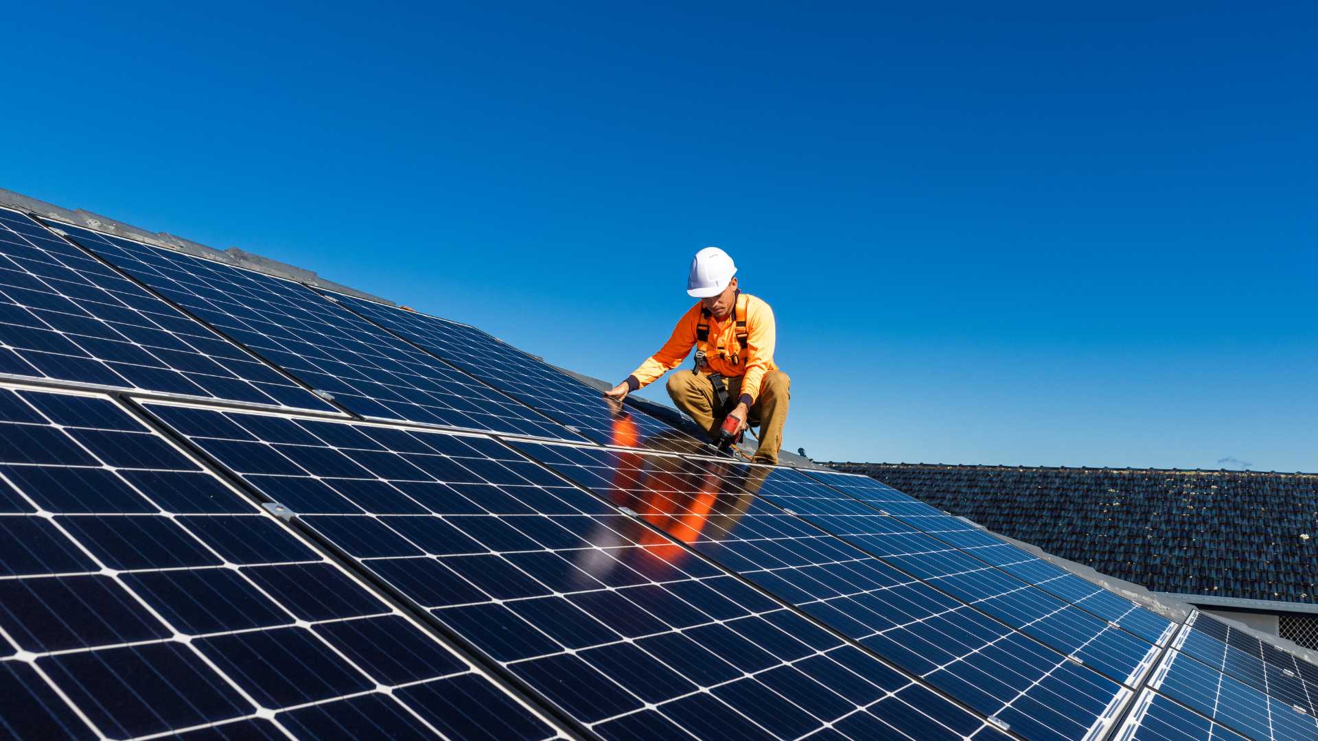 Ultimate Guide to Energy Efficient Roof Shingles